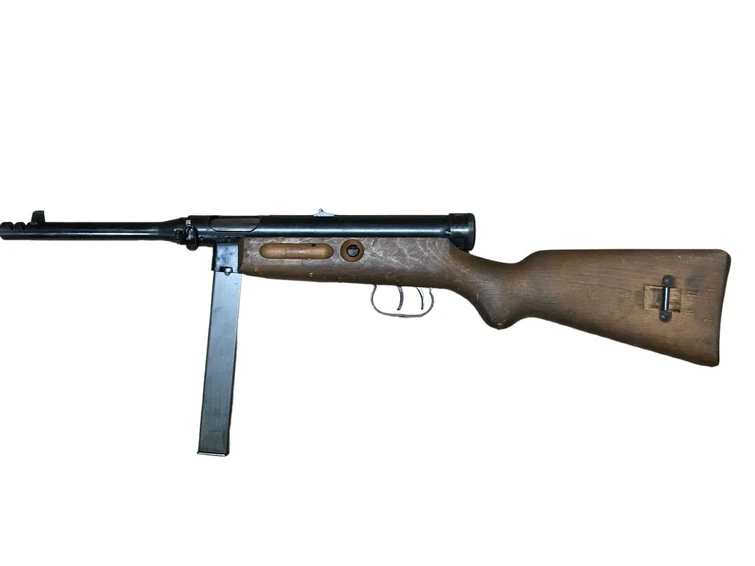 This is the Beretta M38 | Fandom