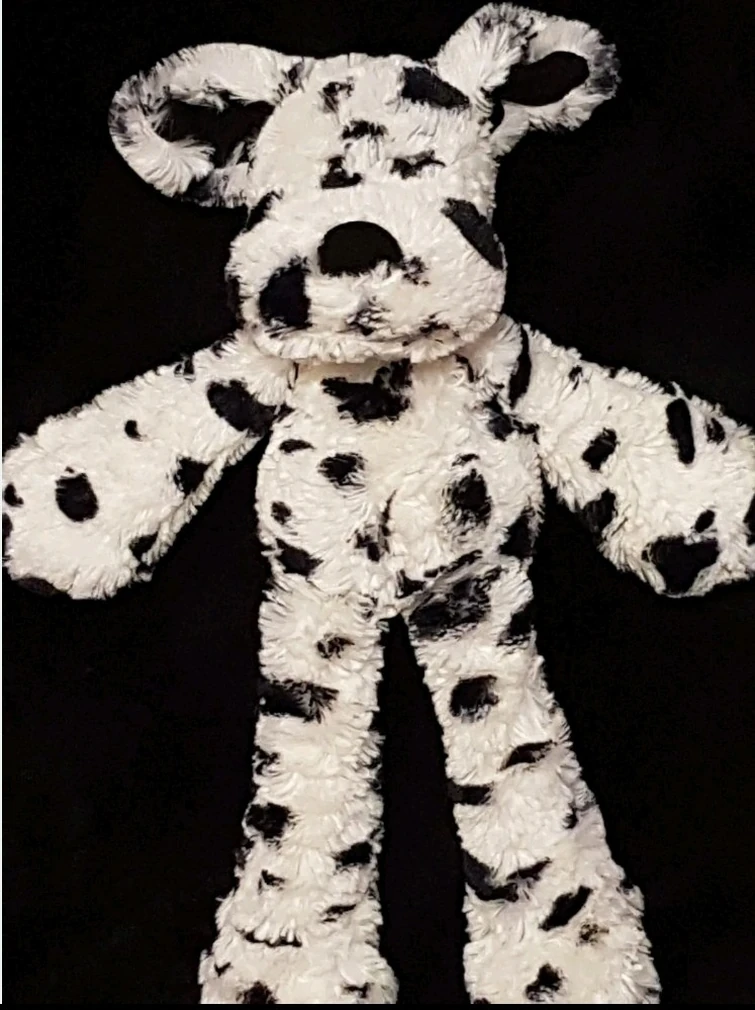Does the cashier have a plush of his own similar to how same and bear ...