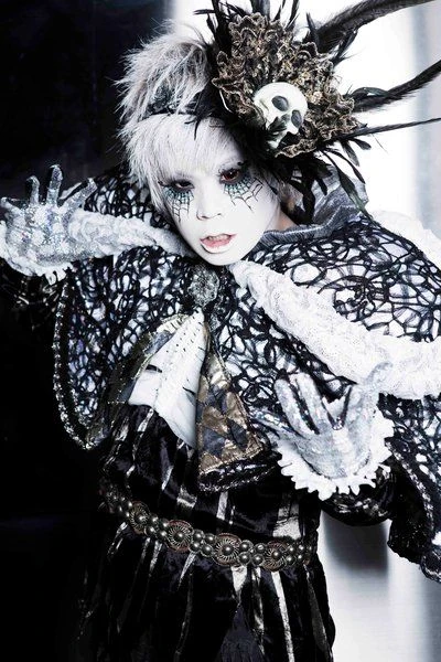 Is style of NoGod Dancho Gothic Clowncore? | Fandom