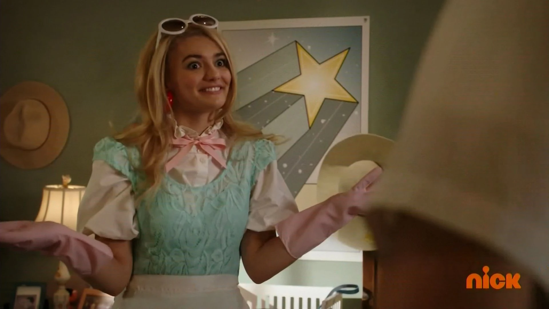 #TheReallyLoudHouse #Nickelodeon While I do miss and adore Dora Dolphin's portrayal of LA Leni ...