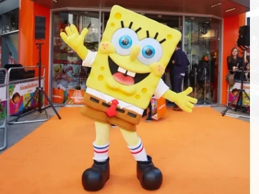 Which Design of The SpongeBob Mascot Costume Is Better? | Fandom