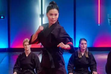 Selena Kyle/Catwoman (Batman Returns) vs. Kim Da-Eun (Cobra Kai Season ...