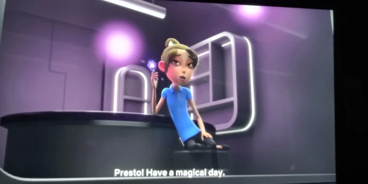 Rewatching the series and just noticed, Shannons Girlfriend / Connie ...