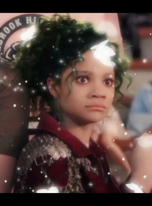 we missed Eliza in Z-O-M-B-I-E-S 3 |Sur-ray-ray #disney #edit | Fandom