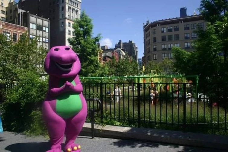 More photos of Barney visiting New York! (2011) | Fandom
