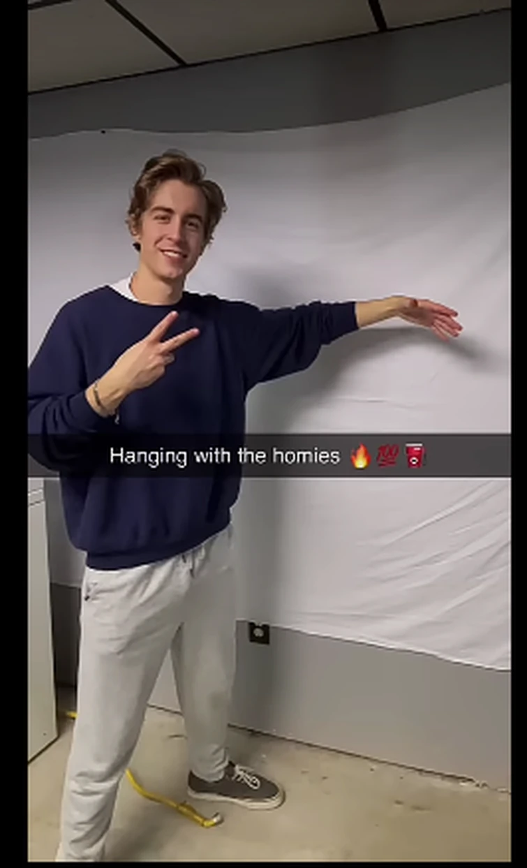 Erm hello uryhm intro I guess- | Fandom