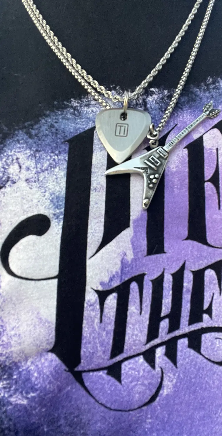 Fit check! Featuring Pierce the Veil | Fandom