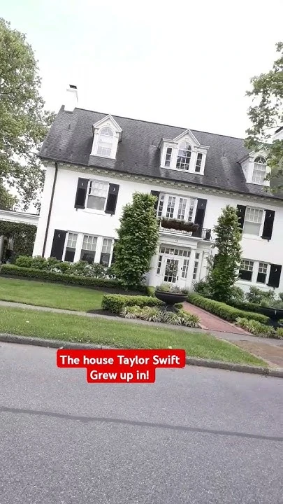 how rich was taylor growing up? 😭 | Fandom