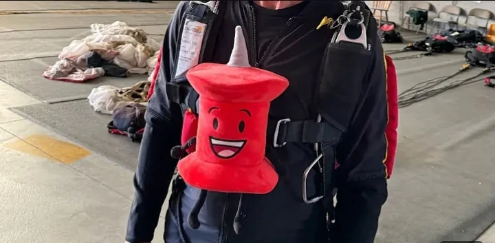 PIN THE SKYDIVER!!!! | Fandom