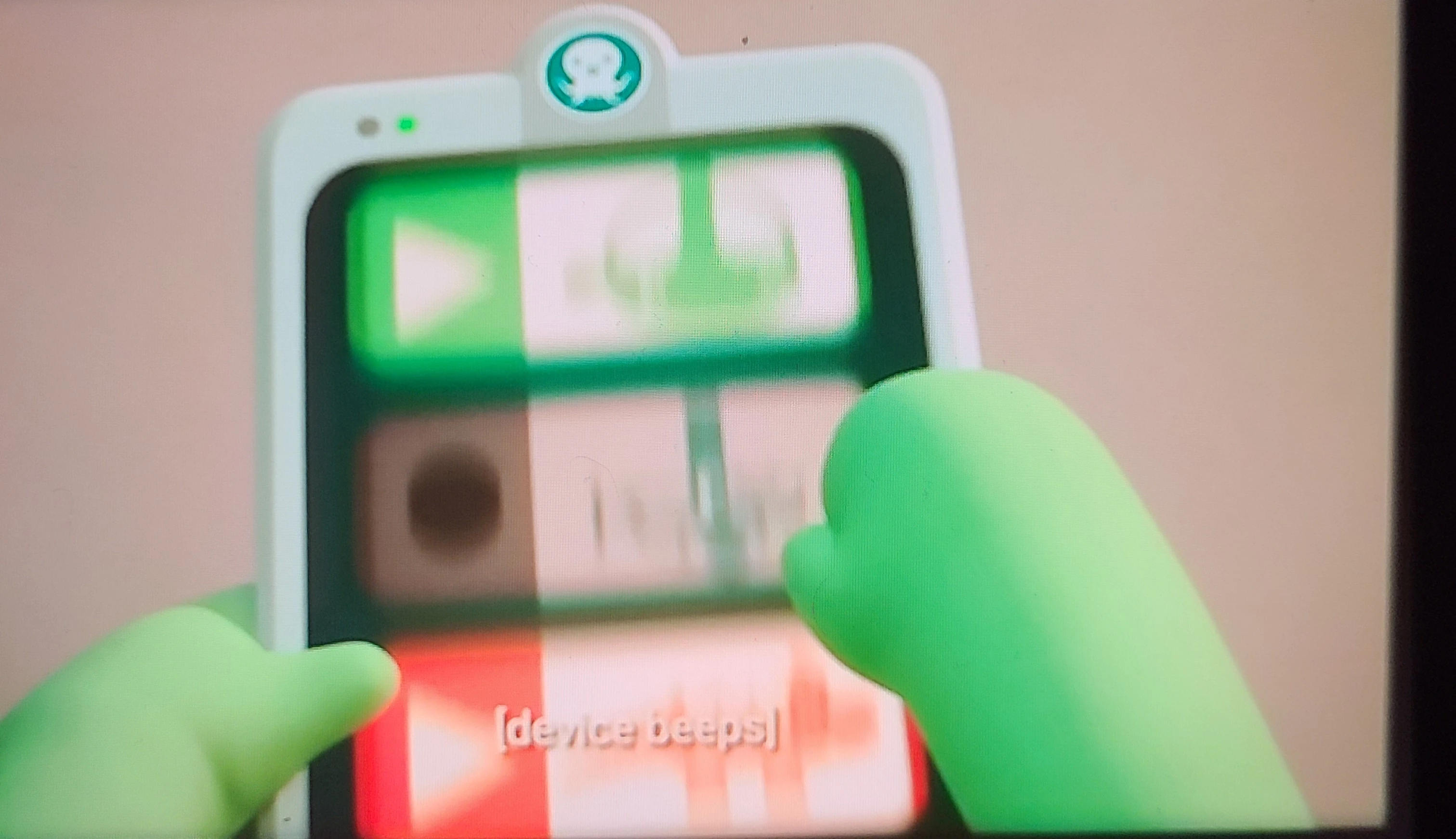 Rewatched The Great Swamp Search and noticed this strange object ...