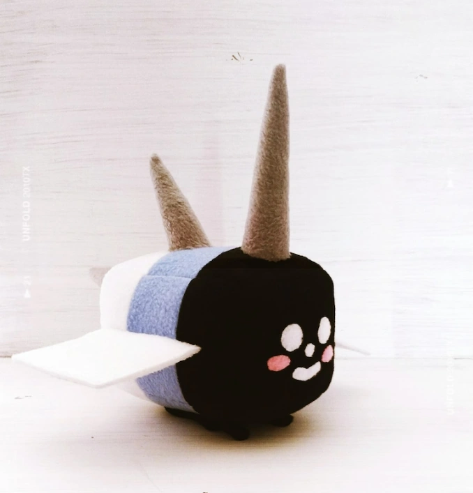 i was just searching some merch of bss and i saw a cursed viciooius bee ...