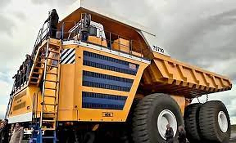 plz add ultra class dump trucks plz | Fandom