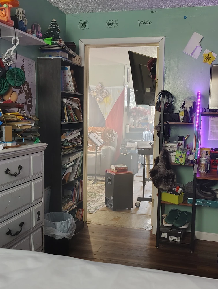 Off-topic post: Megathread | Fandom