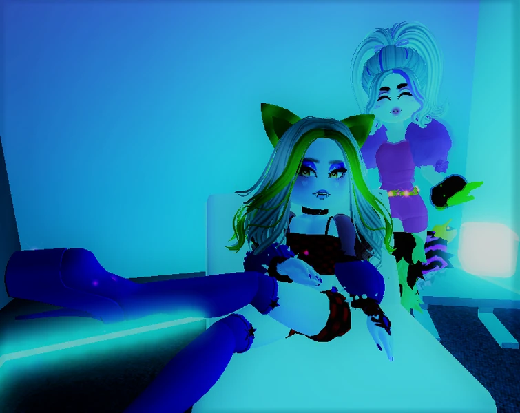 Roxanne wolf and Glamrock Chica (Fnaf Security Breach | Fandom