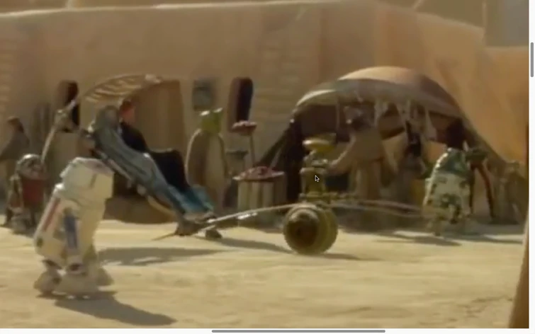 ? [aotc] What is the droid next to the cart? | Fandom