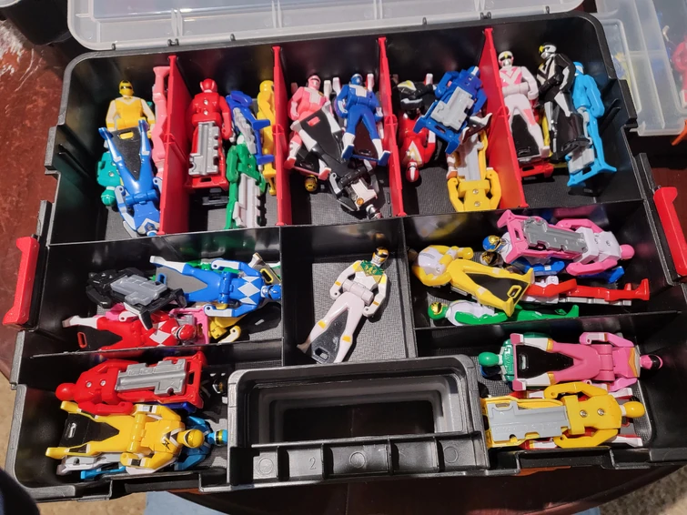 Retro Review: PART 1 - GOKAIGER WEAPONS, MORPHERS, KEYS | Fandom