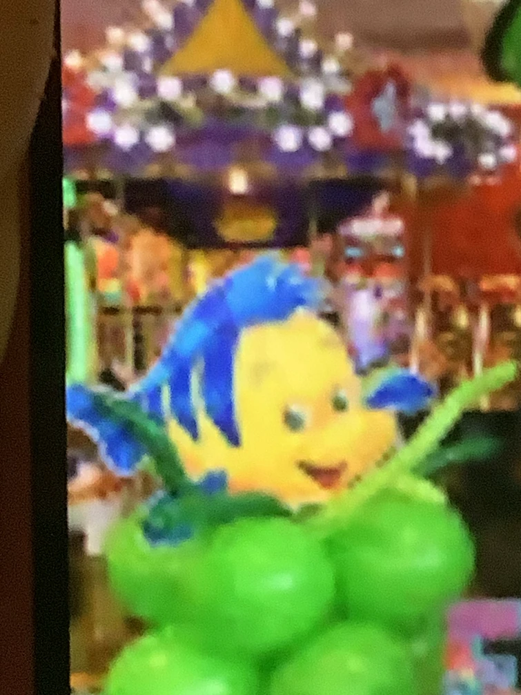 Flounder at Peter pipers pizza | Fandom