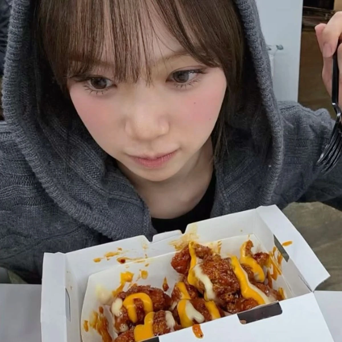 eat yo food bitch damn! fuck you lookin crazy for!/ref | Fandom