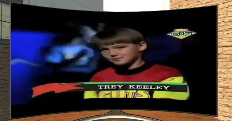 Nickelodeon GUTS: Adam (Blue) vs. Trey (Red) vs. Jennifer (Purple ...