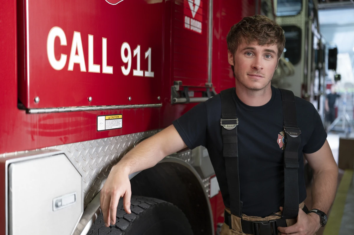 Ryan Hart | 9-1-1 Wiki | Fandom