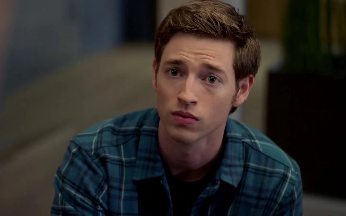 Wyatt Harris | 9-1-1 Wiki | Fandom