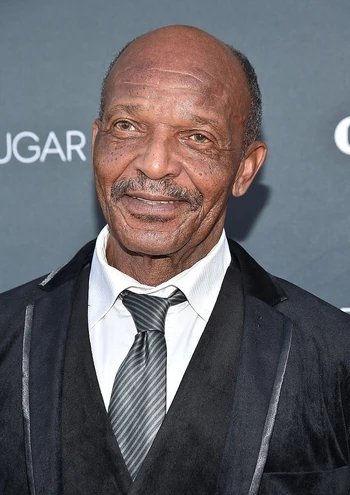 Henry G. Sanders | 9-1-1 Wiki | Fandom