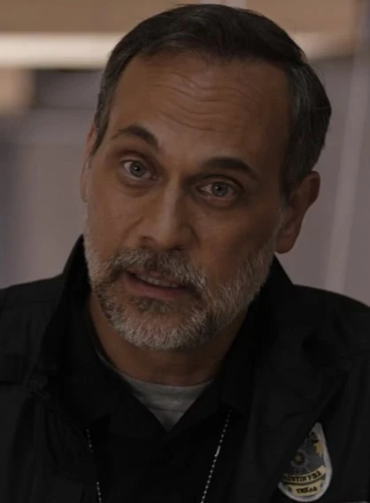 Dennis Raymond | 9-1-1 Wiki | Fandom