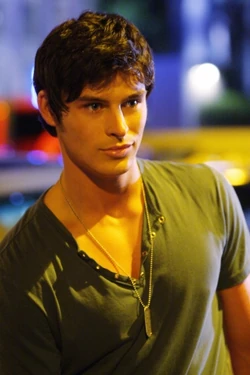 Ty Collins | 90210 USA Wiki | Fandom