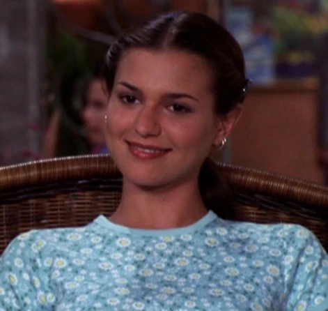 Lucy Wilson | 90210 Wiki | Fandom