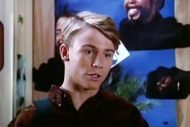 Douglas Emerson 90210 Maintenant Épisode Adieu L'ami S02E14 Beverly