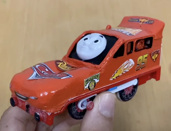 Thomas McQueen | Fandom