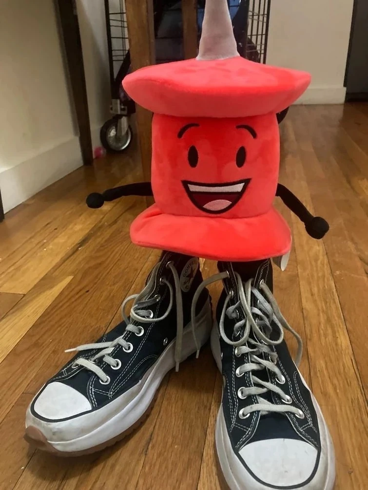 Tell me who you think the least hot character is. The coldest character ...