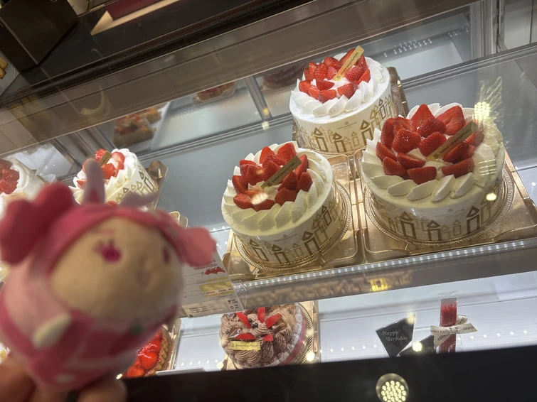 Cure Whip and a literal shortcake | Fandom