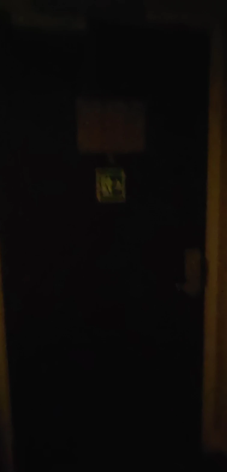 im in the backrooms (level 128) | Fandom