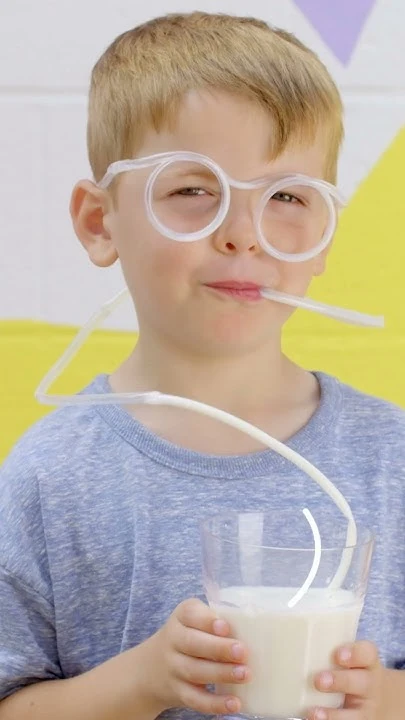 It’s Dee! She’s going to help us say MILK! Let’s Yakka Yak with her ...