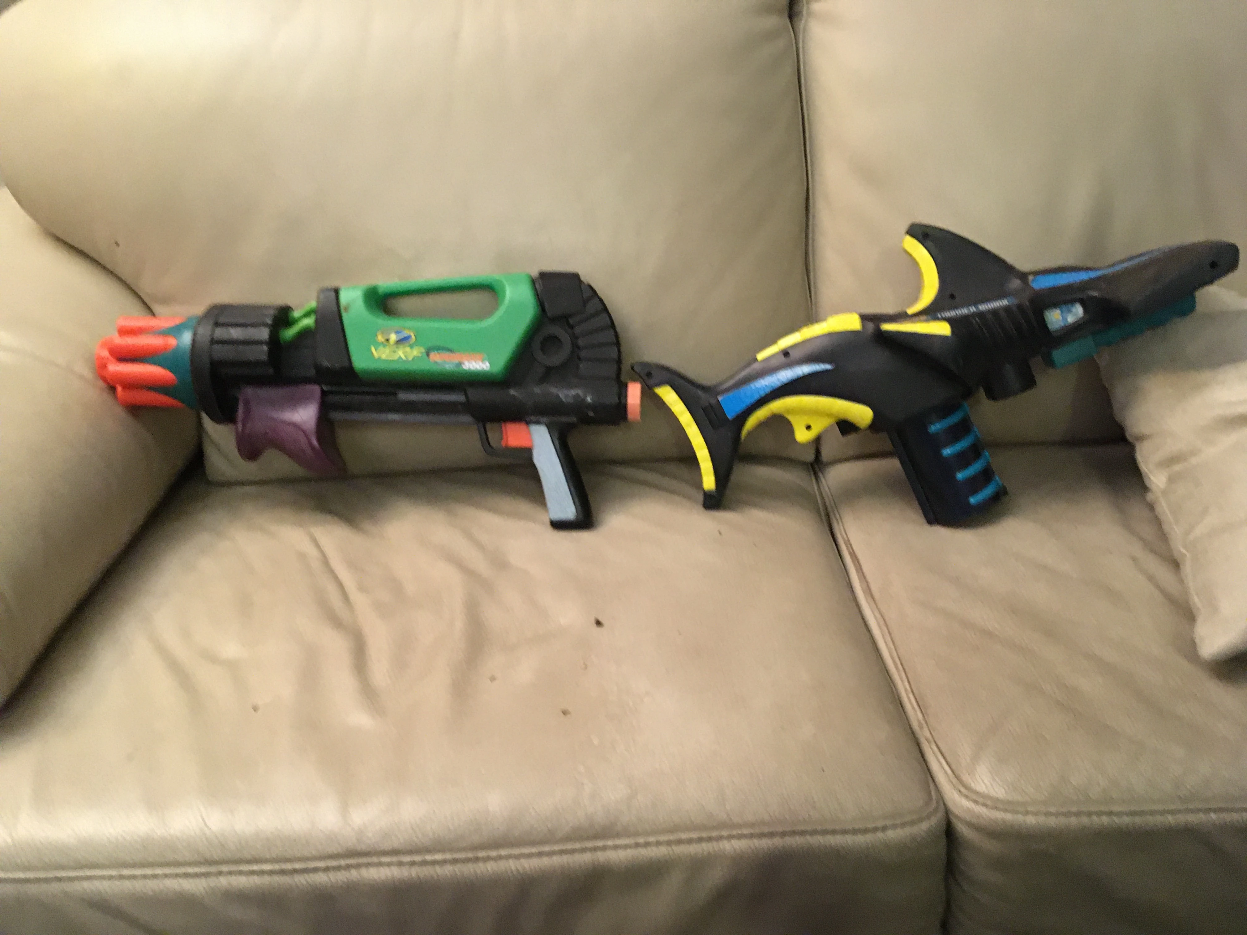 Got these two vintage blasters, wondering what i can do with them | Fandom