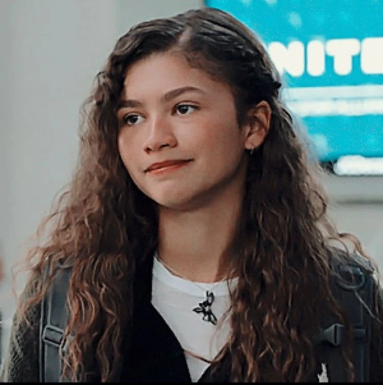 HOW AM I JUST REALIZNG HOW PRETTY MJ FROM SPIDERMAN IS octxicitxtix ...