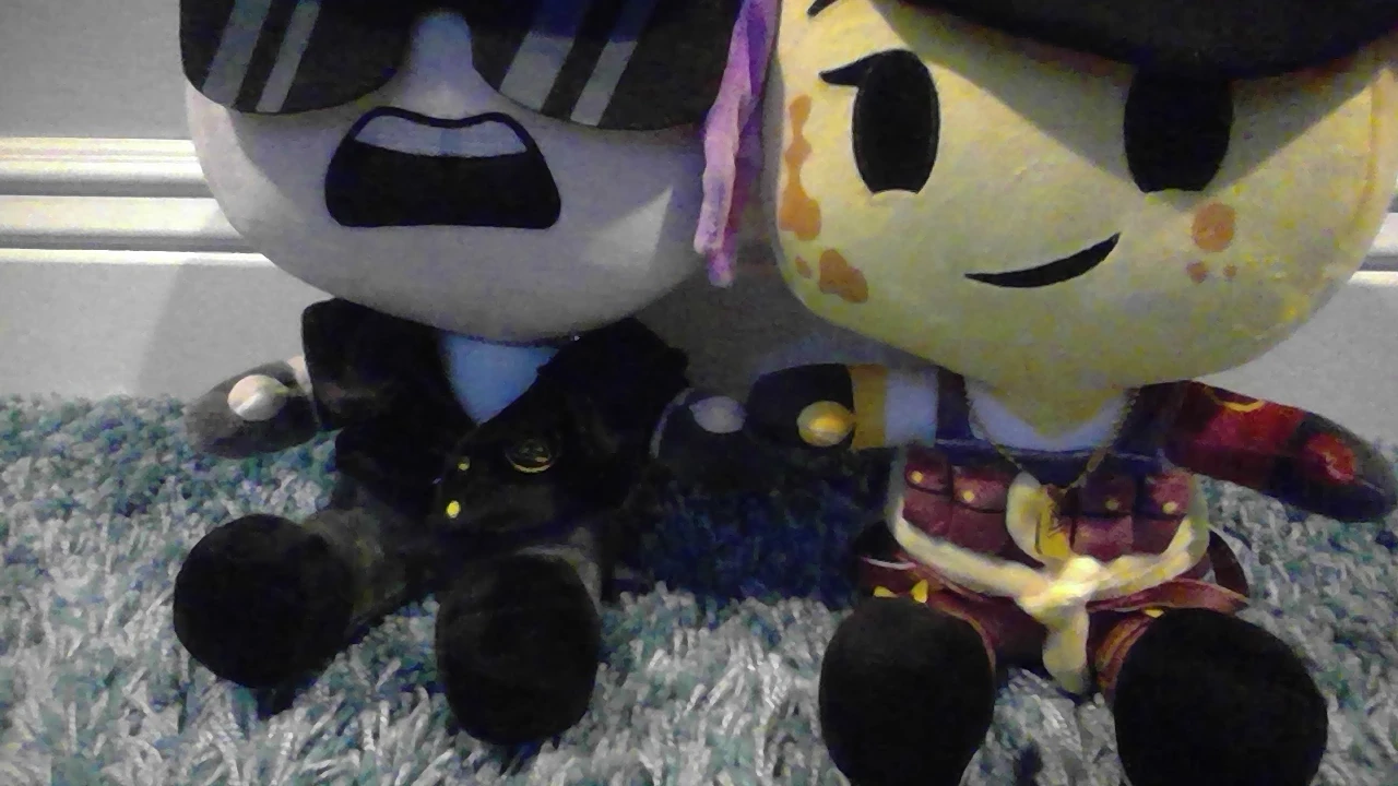 Plushie Commander and Plushie Engineer can canonically hold hands | Fandom