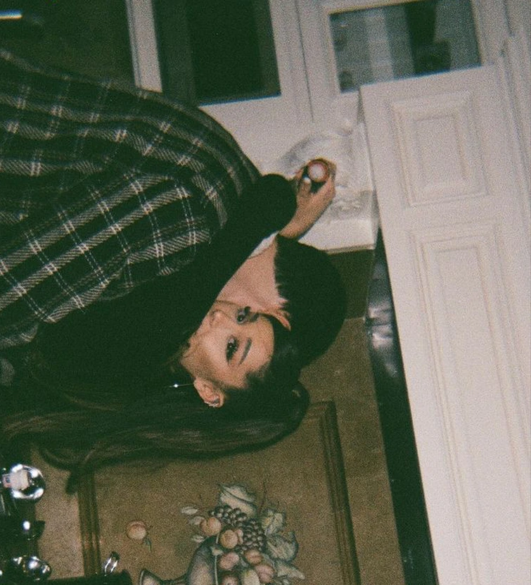 Ari’s newest insta post | Fandom