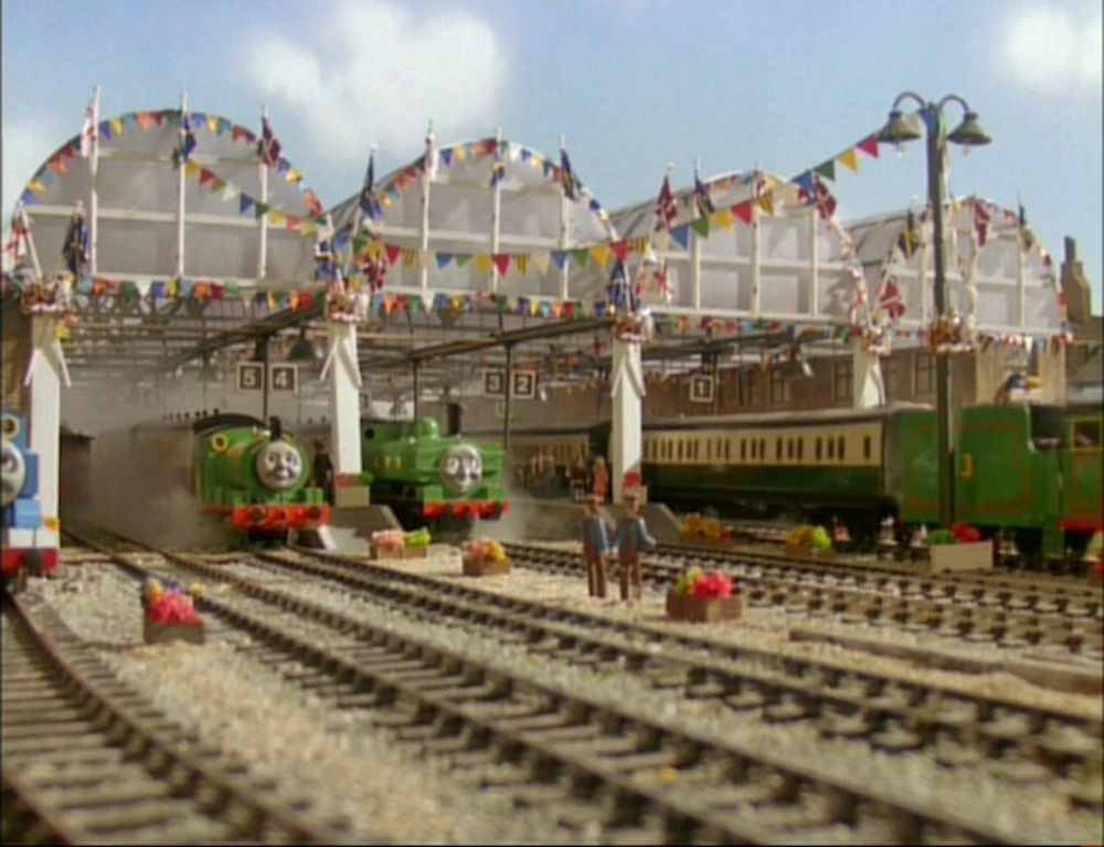 Why Was Henry The Only One Pulling Green Express Coaches? | Fandom