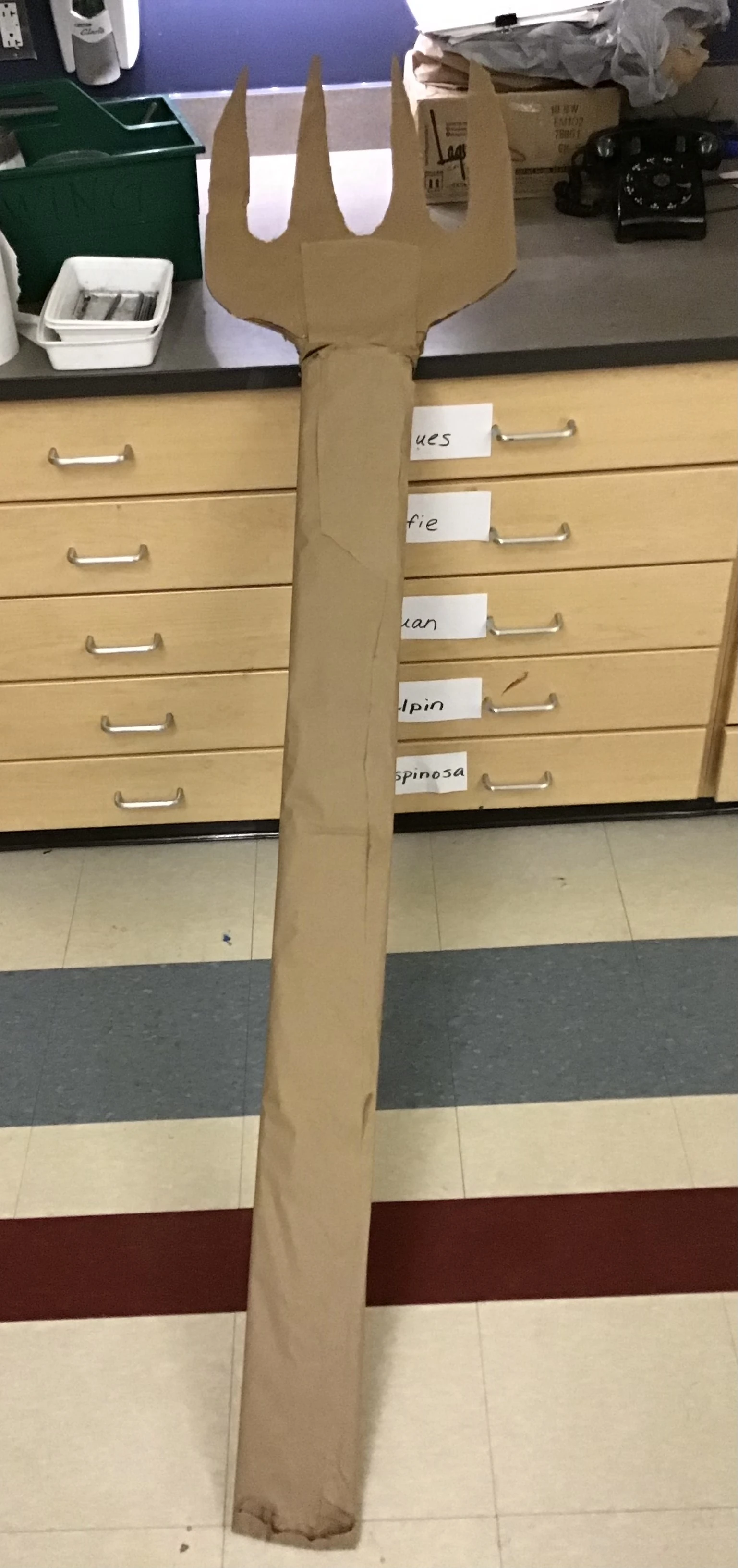 A Comically Oversized 🍴 | Fandom