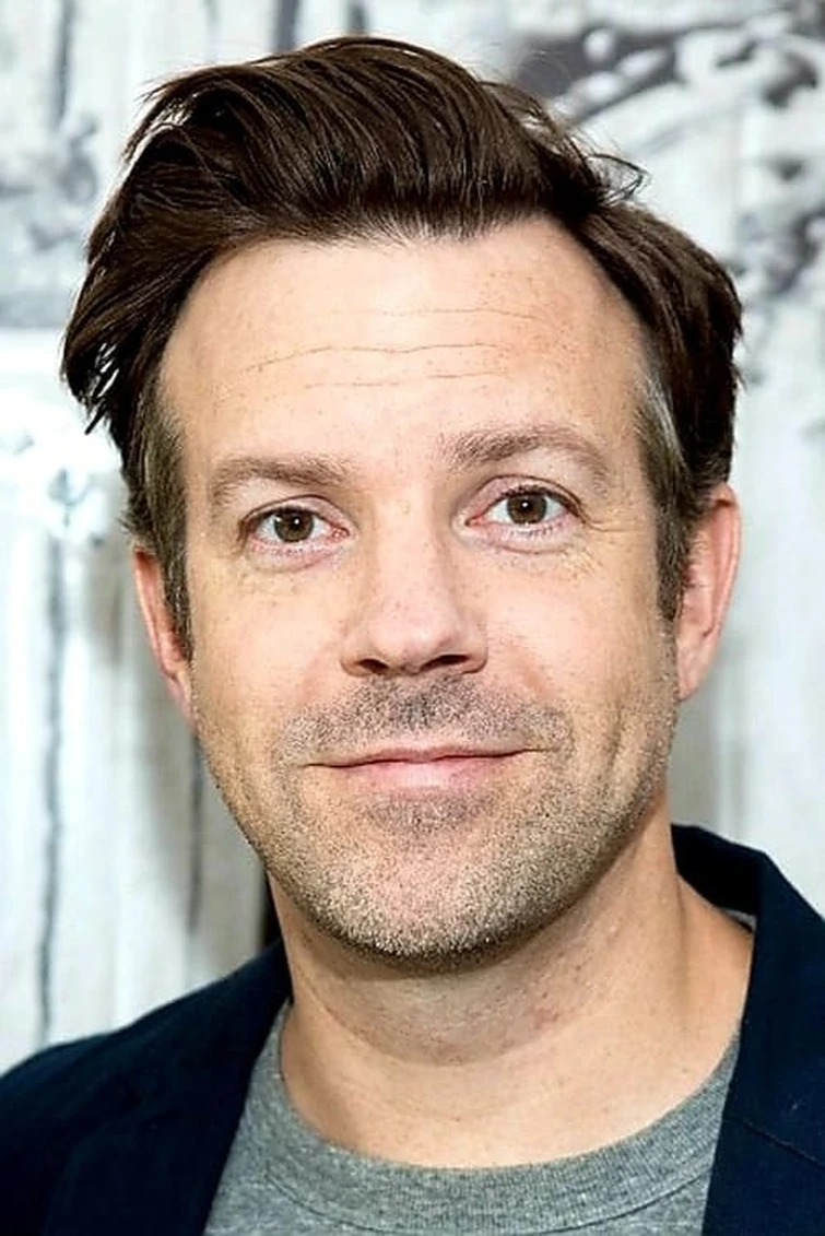 Jason Sudeikis will replace Patton Oswalt the voice of Max in The ...