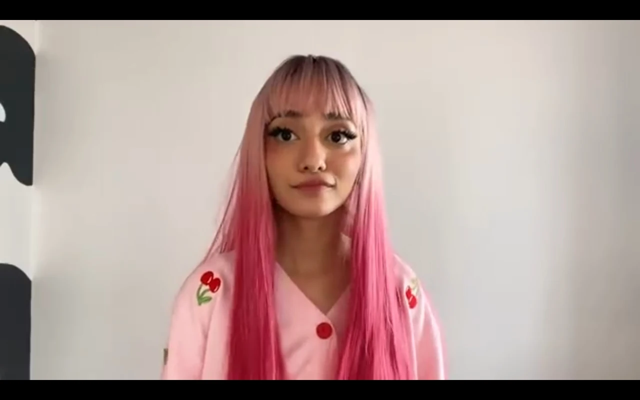 Does she look like Lisa? | Fandom