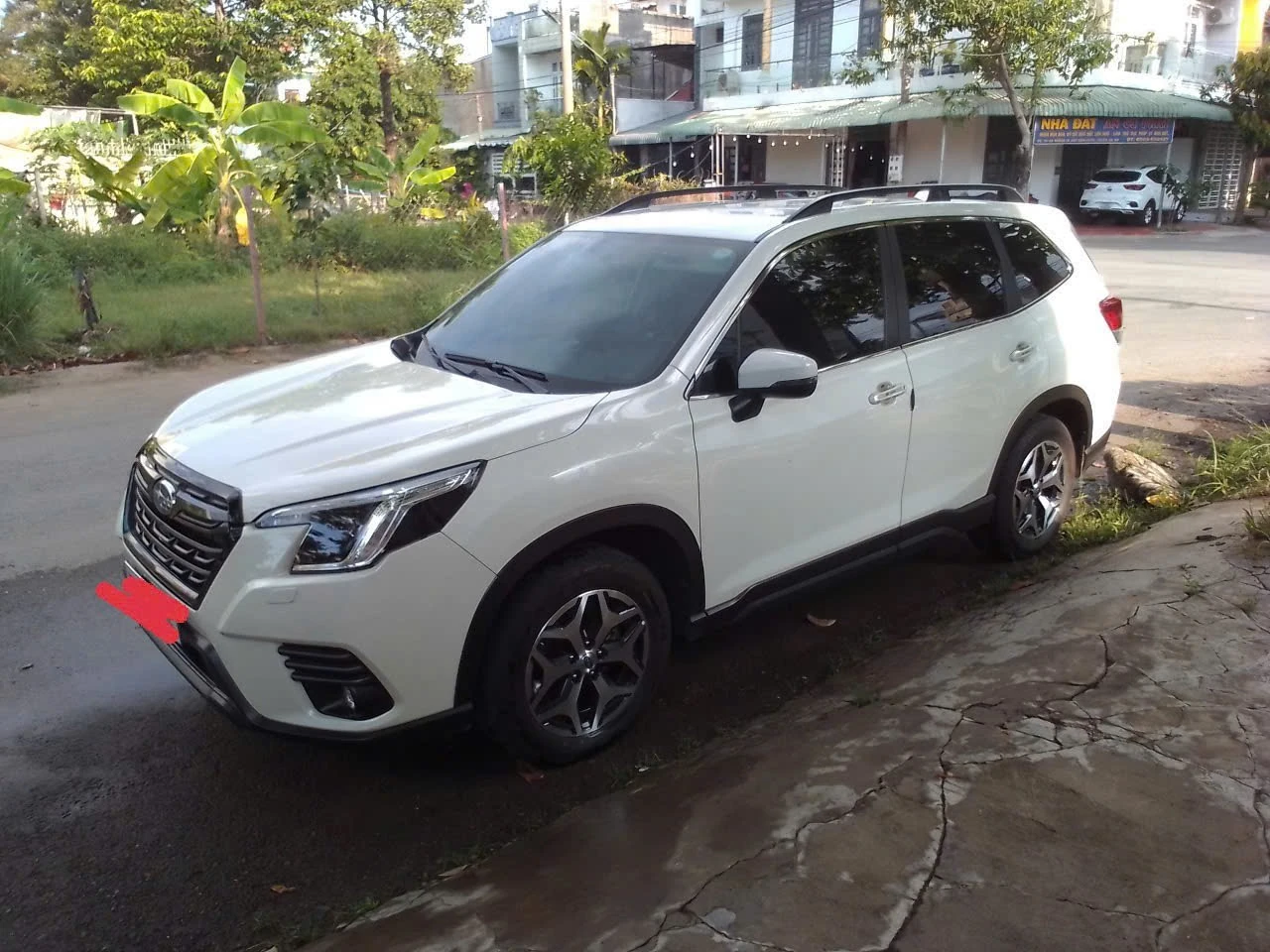 white car | Fandom