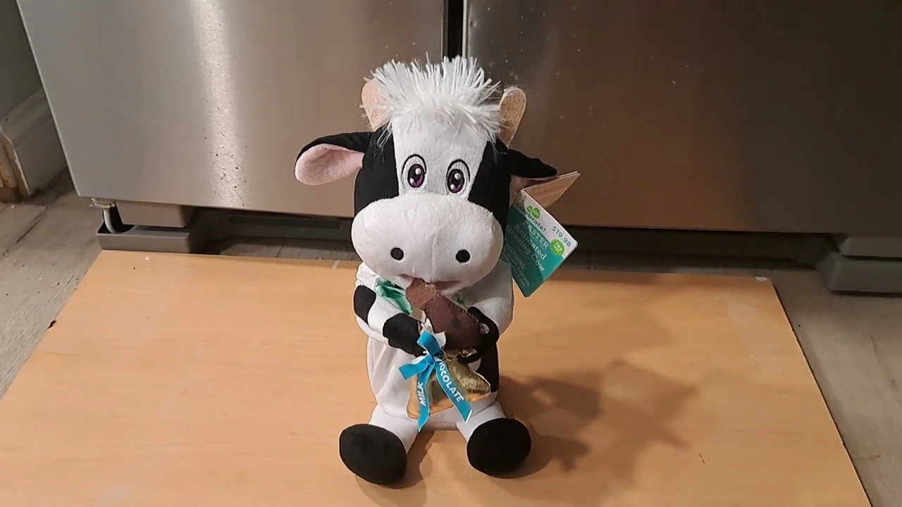 Here's my Gemmy Grazing Cow that I have | Fandom