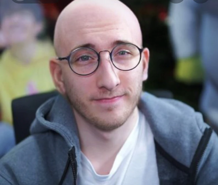 KreekCraft's going to shave his head bald?! | Fandom