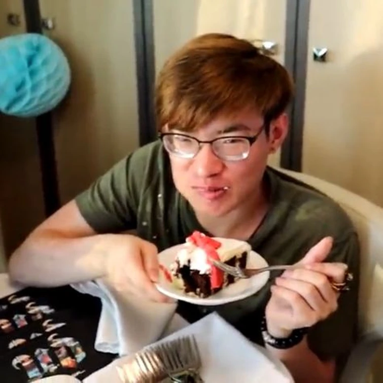 Pics of The Krew holding/eating food ~ Part 2 | Fandom