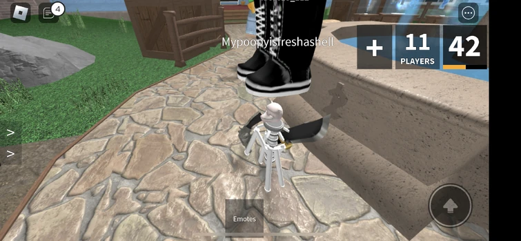 For anyone who has the tiny avatars | Fandom