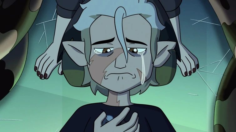 weird how hunter’s scars changed | Fandom