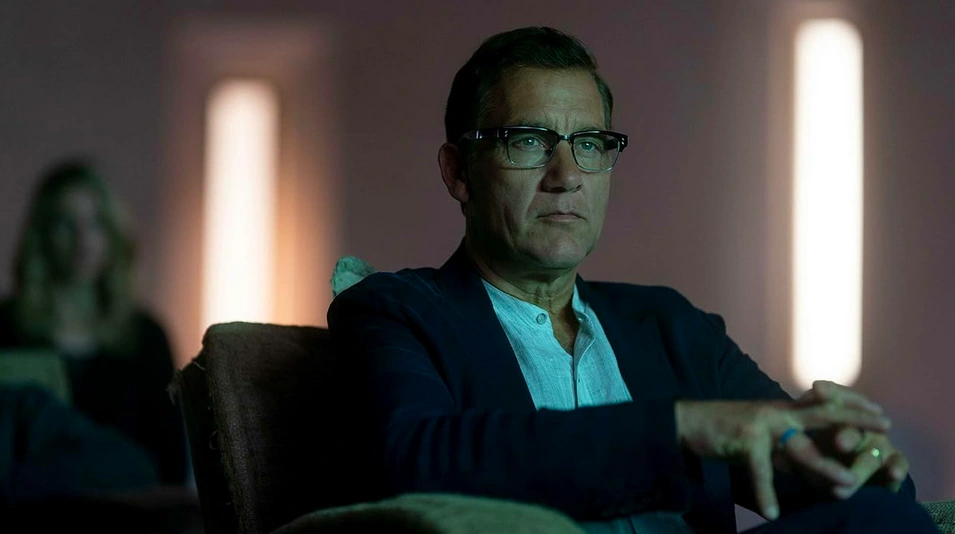 Chapter 2: The Silver Doe | A Murder at the End of the World Wiki | Fandom